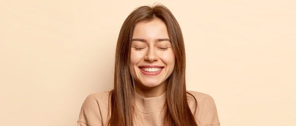 Discover the Top 10 Reasons to Smile More | EZ SMILE